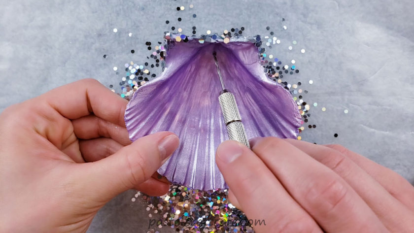Glitter Seashell Ornaments | DIY Tutorial - Pastel Craft Cafe